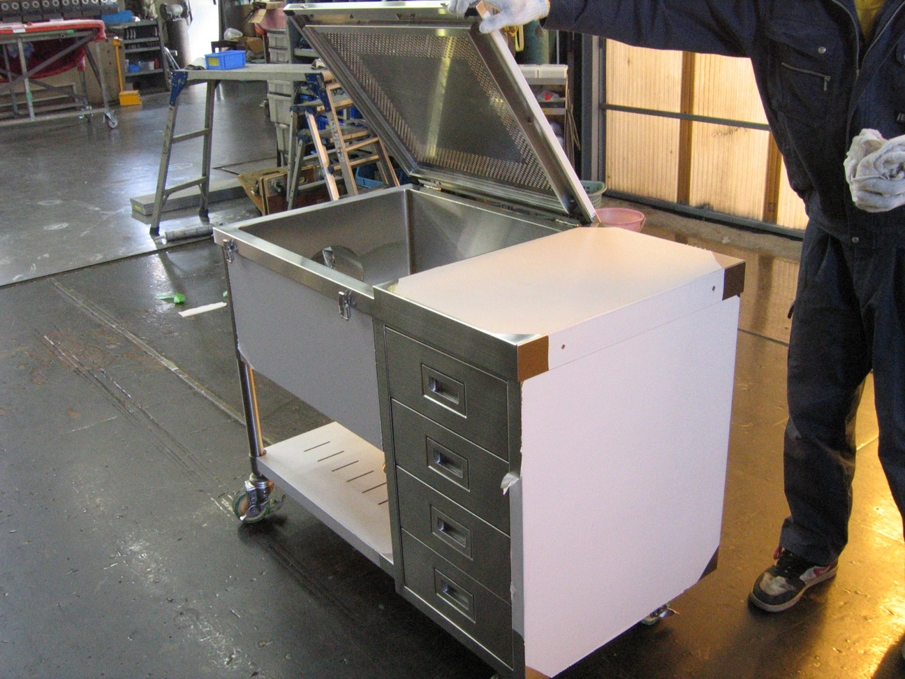 %e3%82%ad%e3%83%a3%e3%83%93%e3%83%8d%e3%83%83%e3%83%88 | ステンレス職人.com